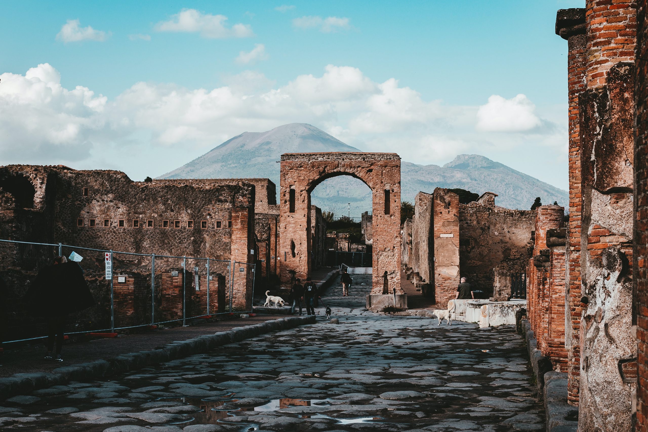 Classical Civilisation GCSE : War and Warfare : Roman City Life
