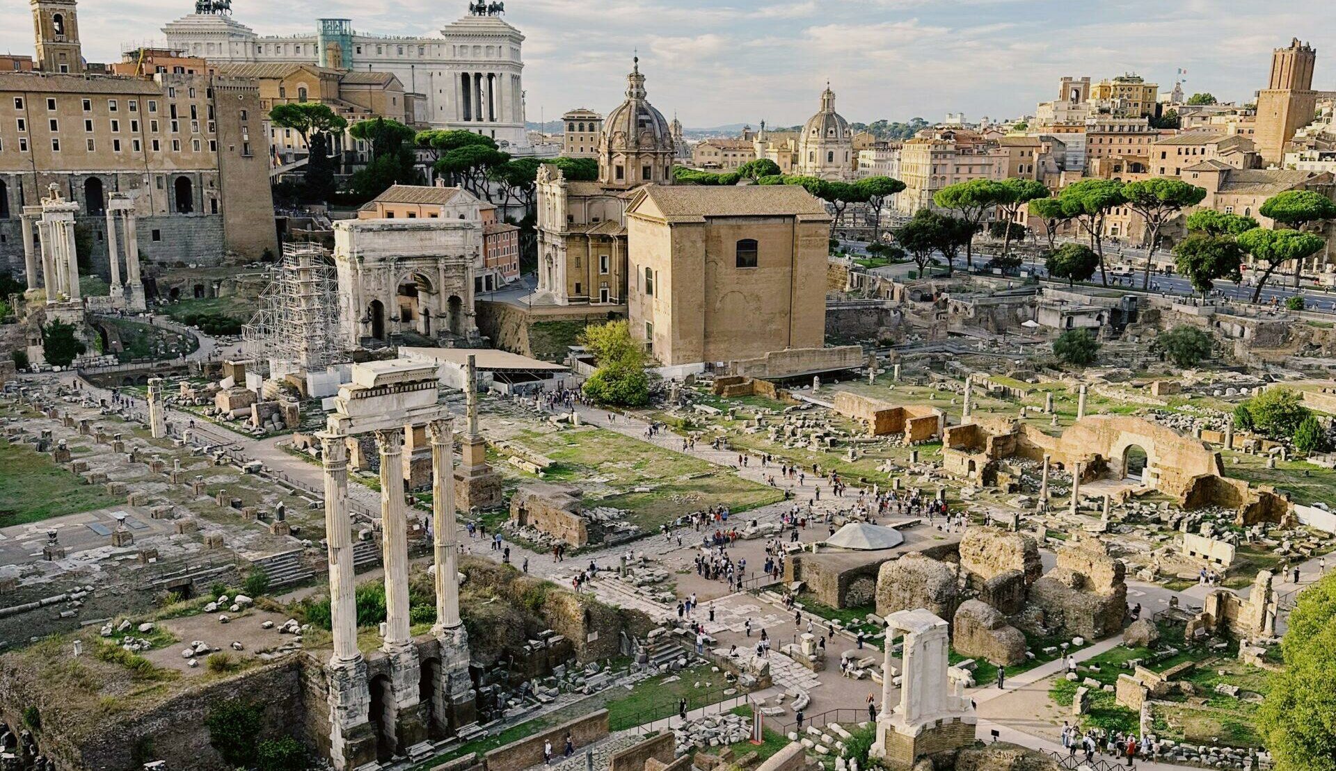 Latin A Level, Latin, Classical Civilisation & Ancient History GCSEs online